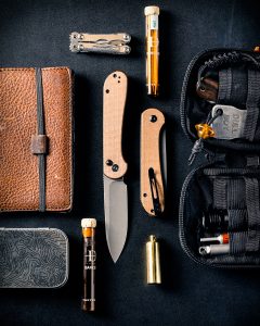 Button Lock Knives: What They Are and Why They're So Popular - Knife Life