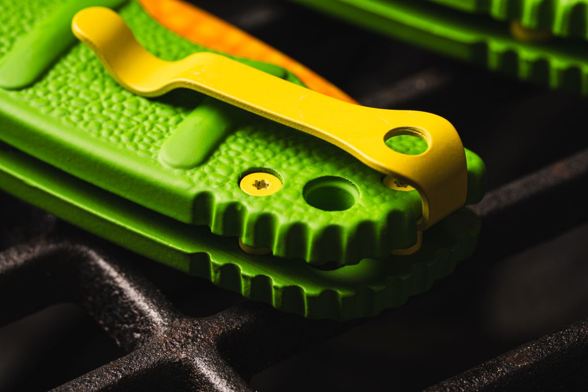 The Boker KalashniCob Switchblade: From Meme to EDC - Knife Life